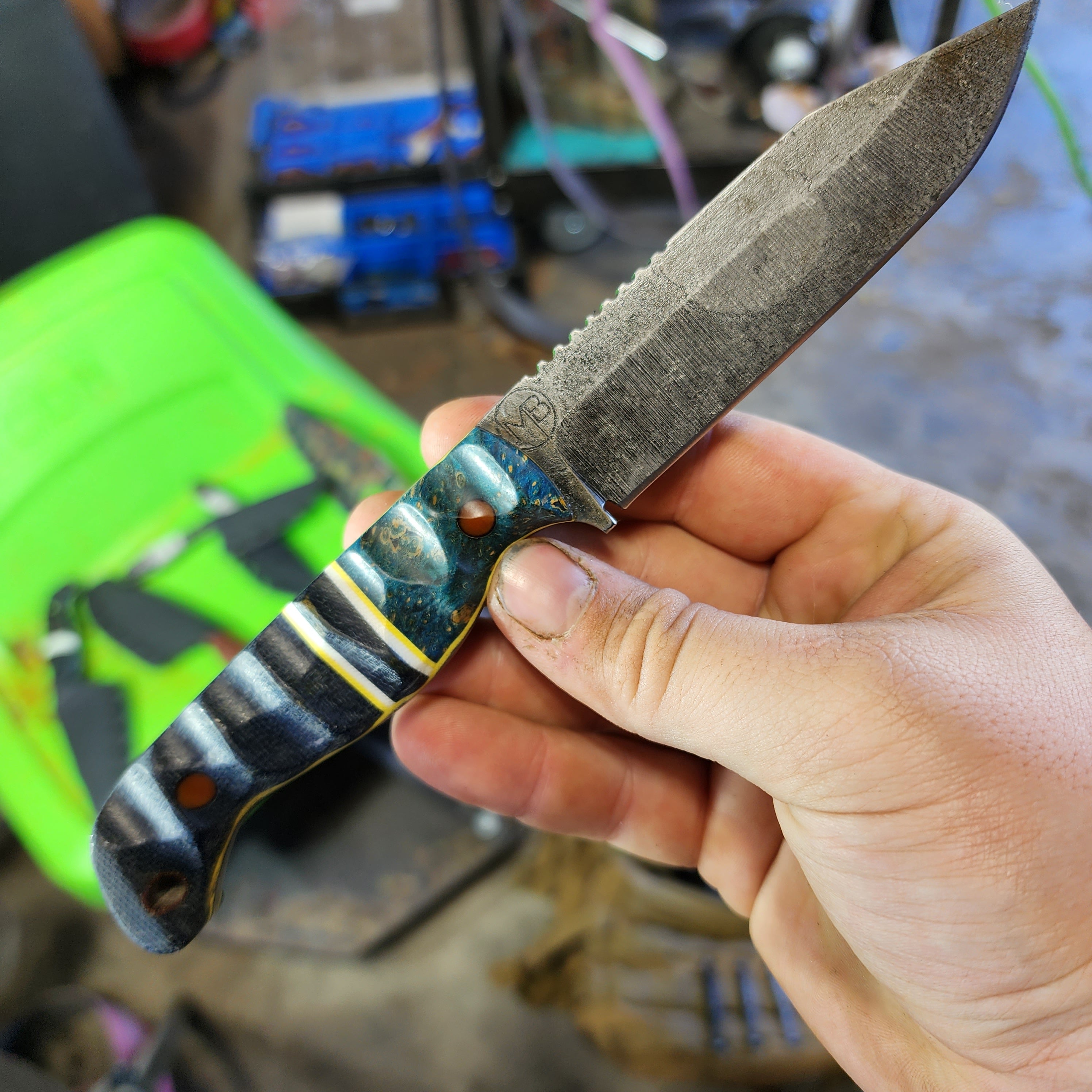 Custom Blue EDC Plus – Embyblades