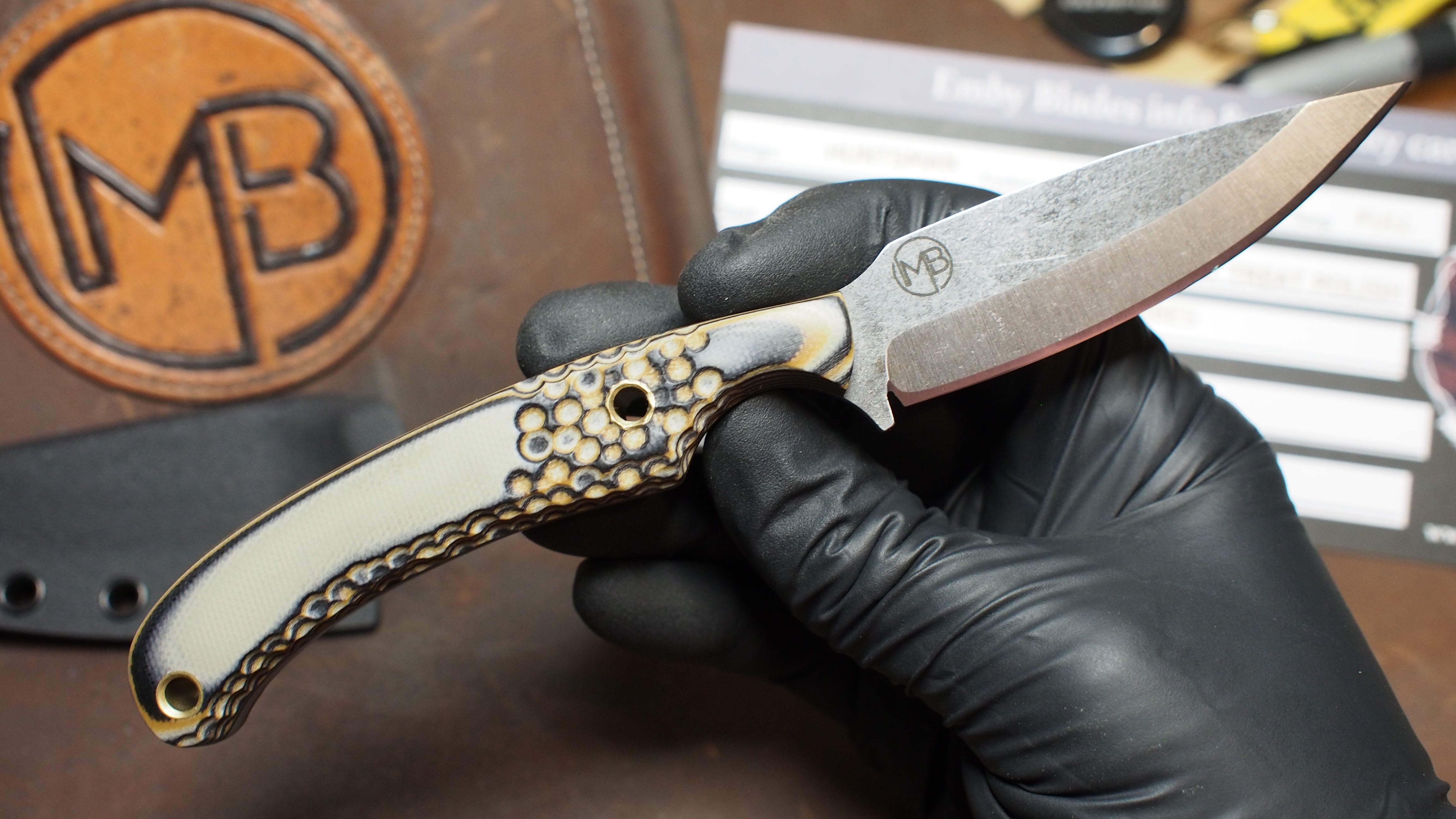 Desert Camo G10, Huntsman – Embyblades