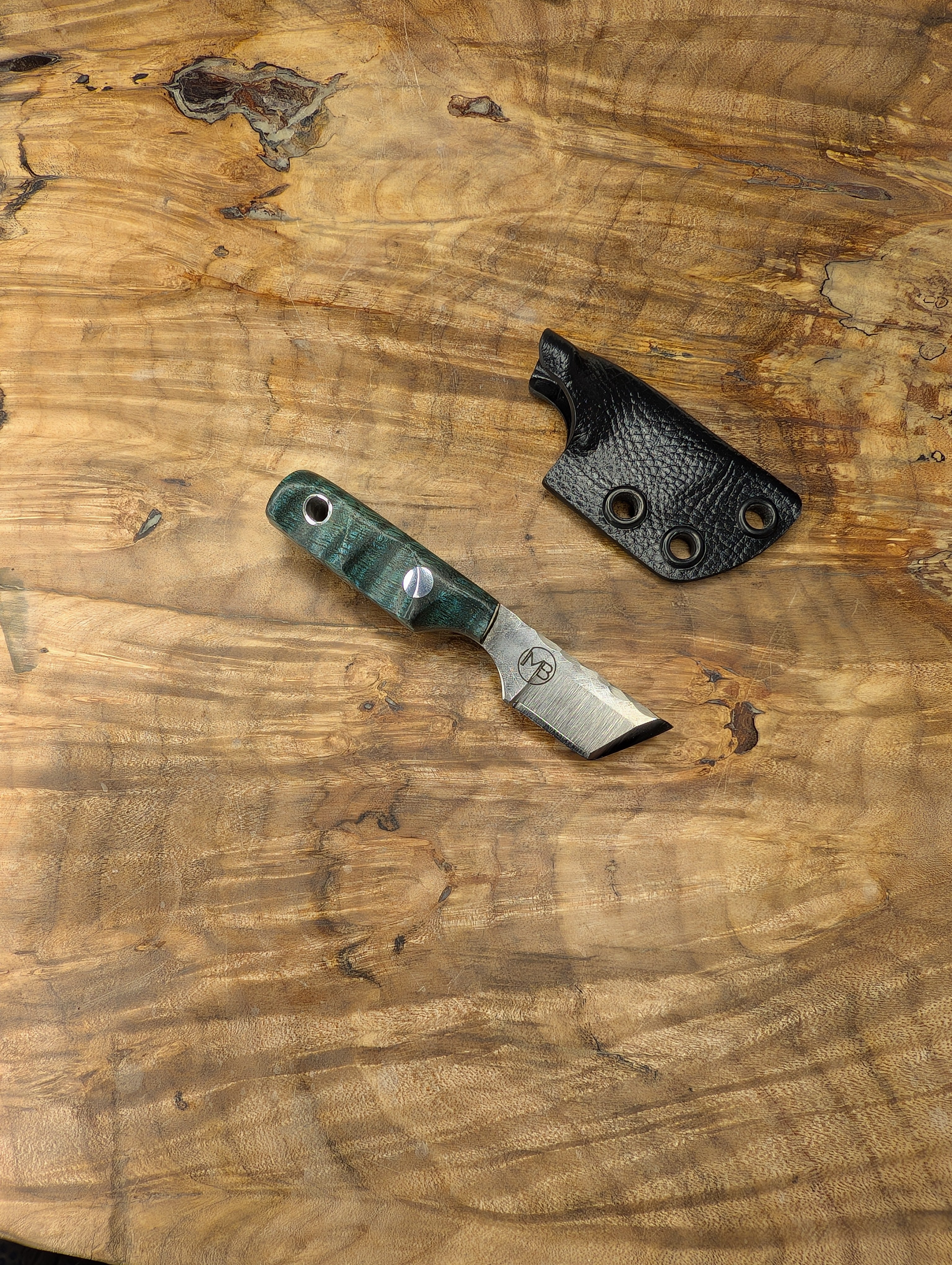 Box Cutter – Embyblades