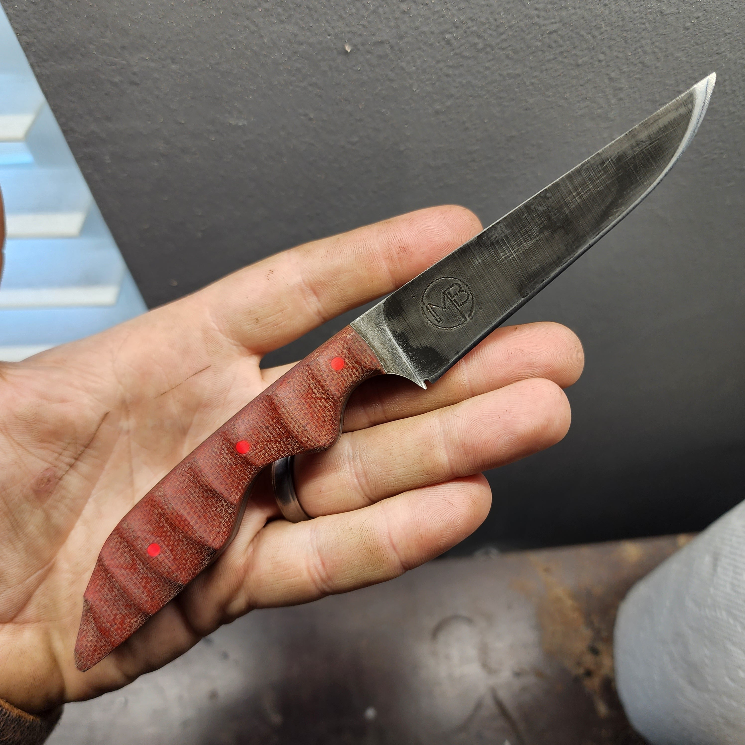 Red Micarta Sliver – Embyblades